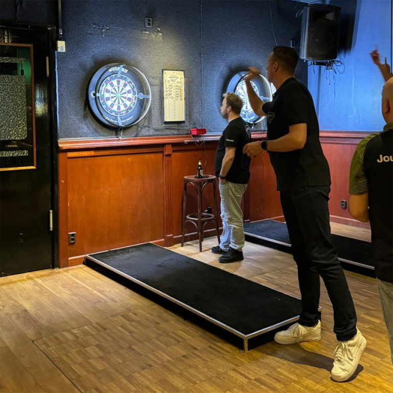 Geen idee toch vastberaden - HoeHaiDartTan